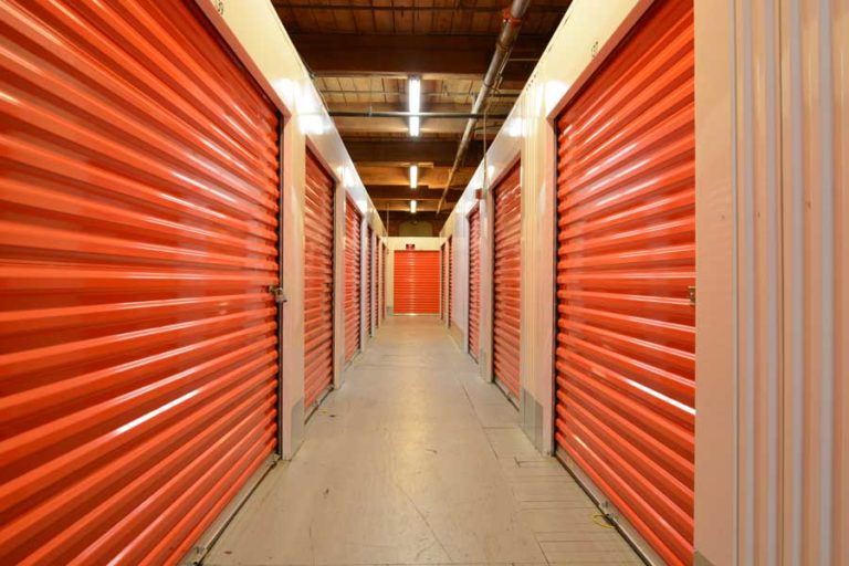 What Should You Consider When Renting a Self-Storage Unit? - Pretty ...