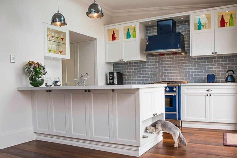 How To Decorate A Pet-Friendly Kitchen