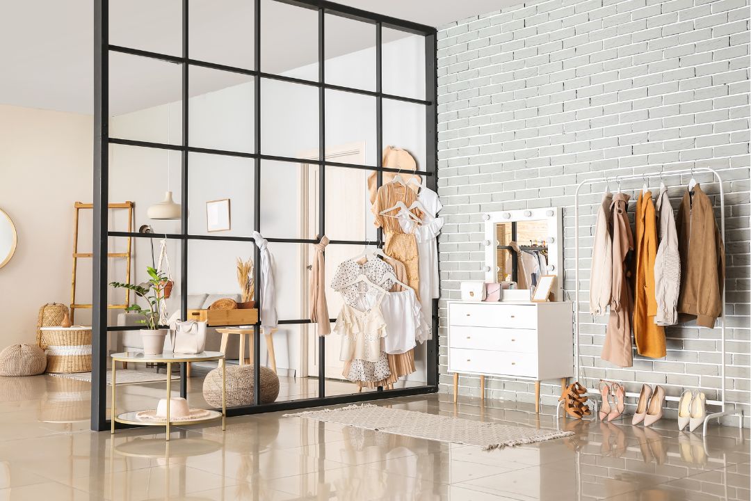 How to Make My Wardrobe with Dressing Table Minimal and Pleasing?